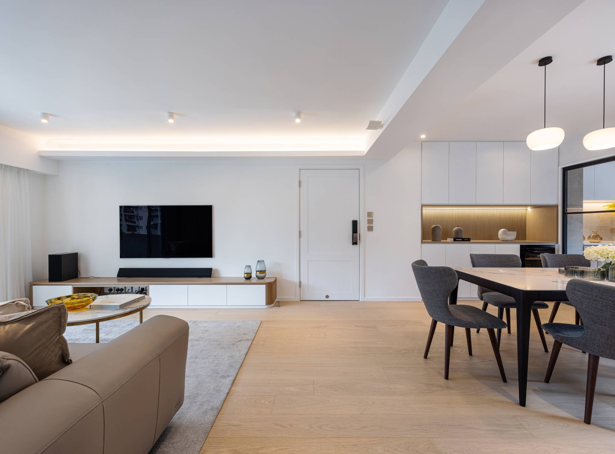 A Style-blend To Re-define a Modern Haussmann Design | Grande Studio ...
