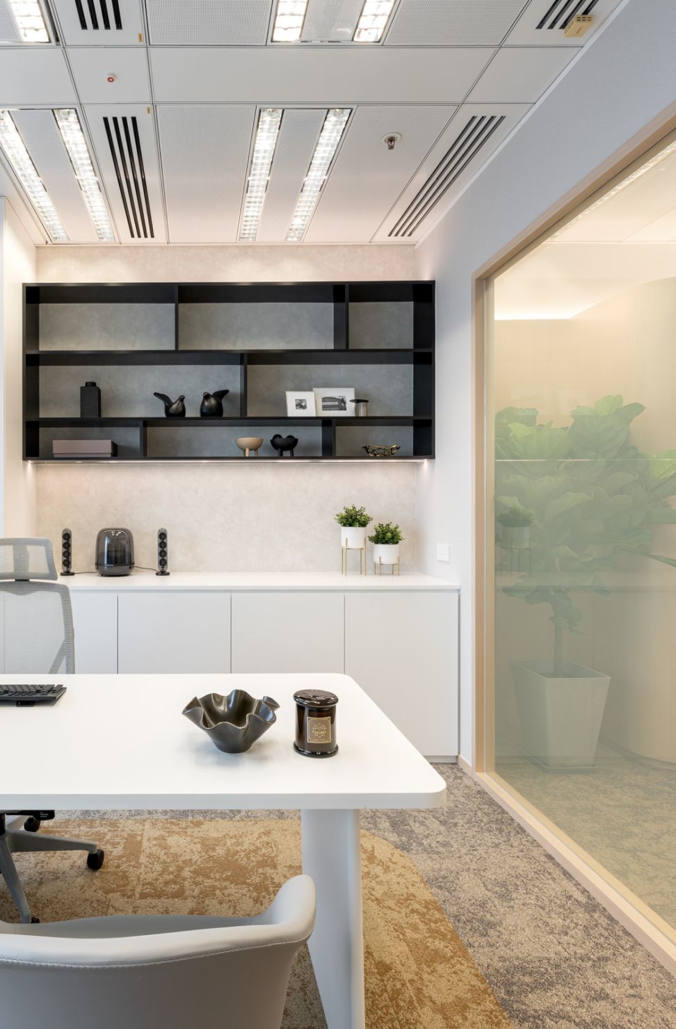 A dynamic open workplace imbued with bluesy vibrance - Browse our ...