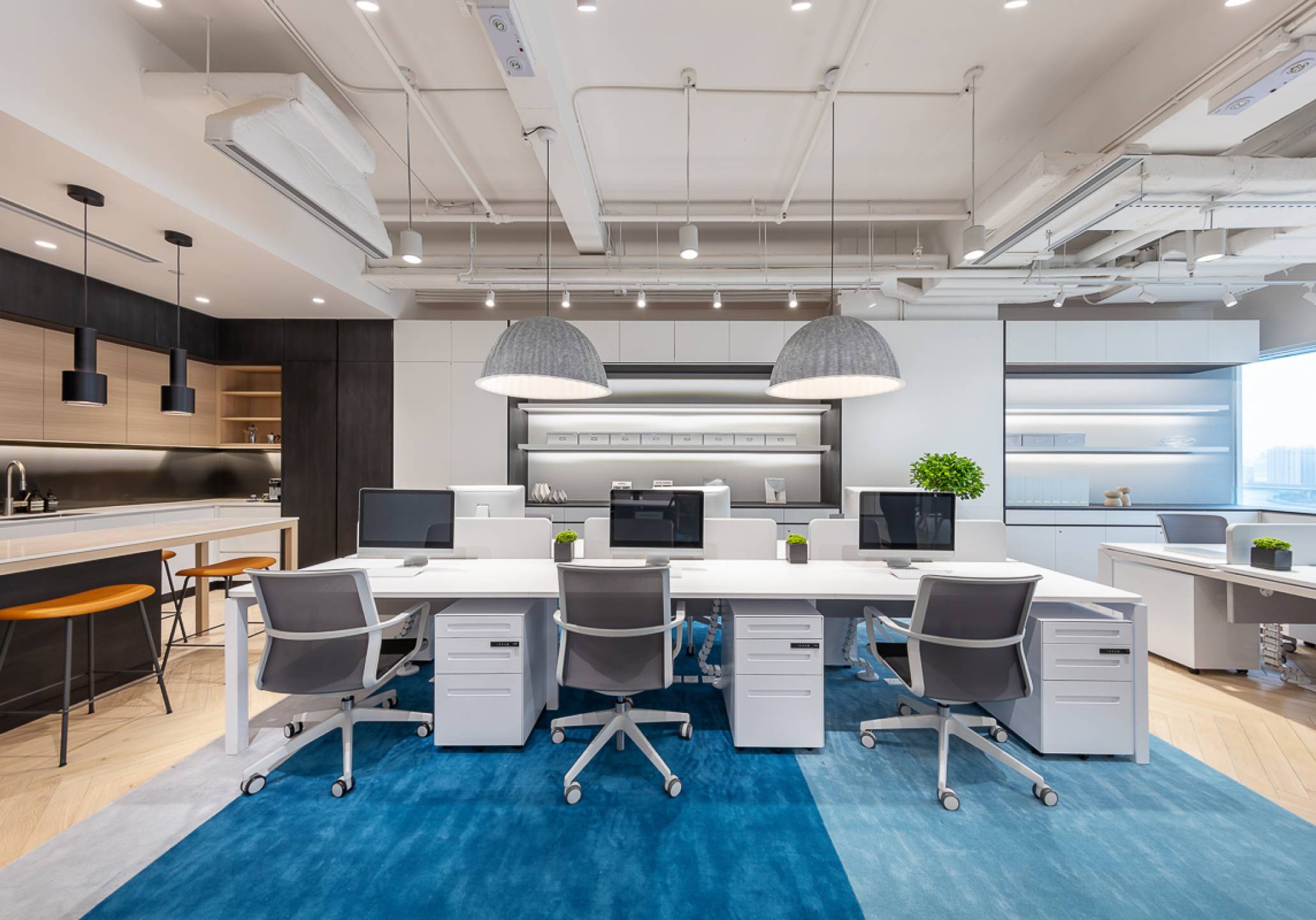 A Modern and Clear Office | Grande Work+ - Browse our projects | Grande ...