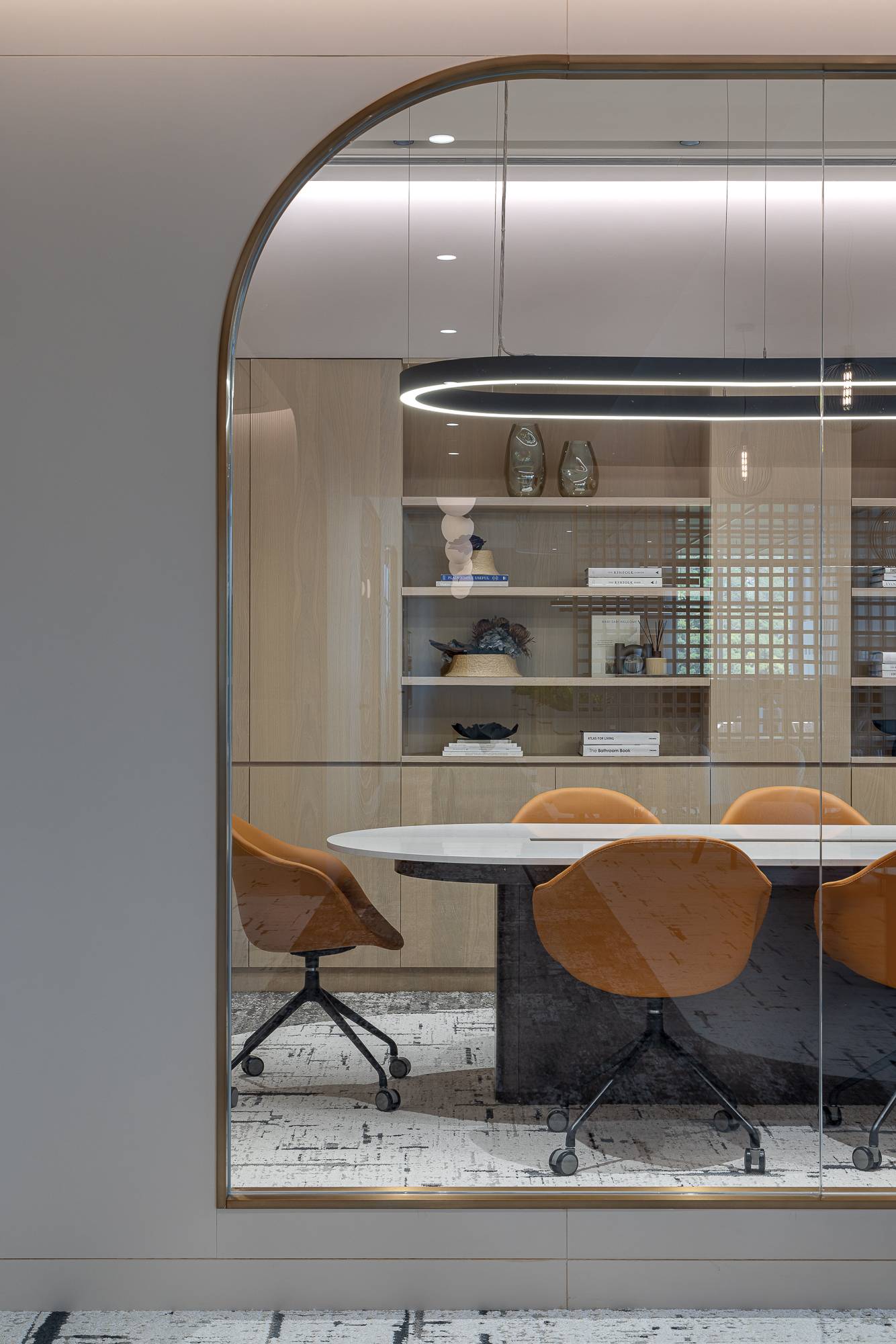A Warm & Chic Office | Grande Work+ - Browse our projects | Grande ...